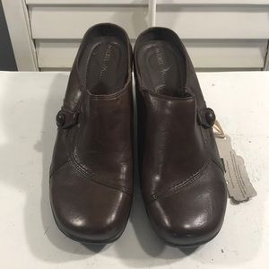 Michel M | Shoes | Michel M Dark Brown Leather Low Heel Clog Mule 8m ...